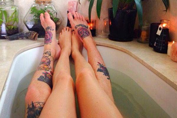 7 Lazy Sex Positions For When You Feel Sloth Like And Tired Af Yourtango